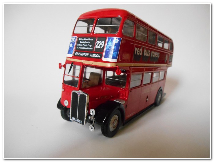 AEC Regent III London bus | Model Buses | hobbyDB