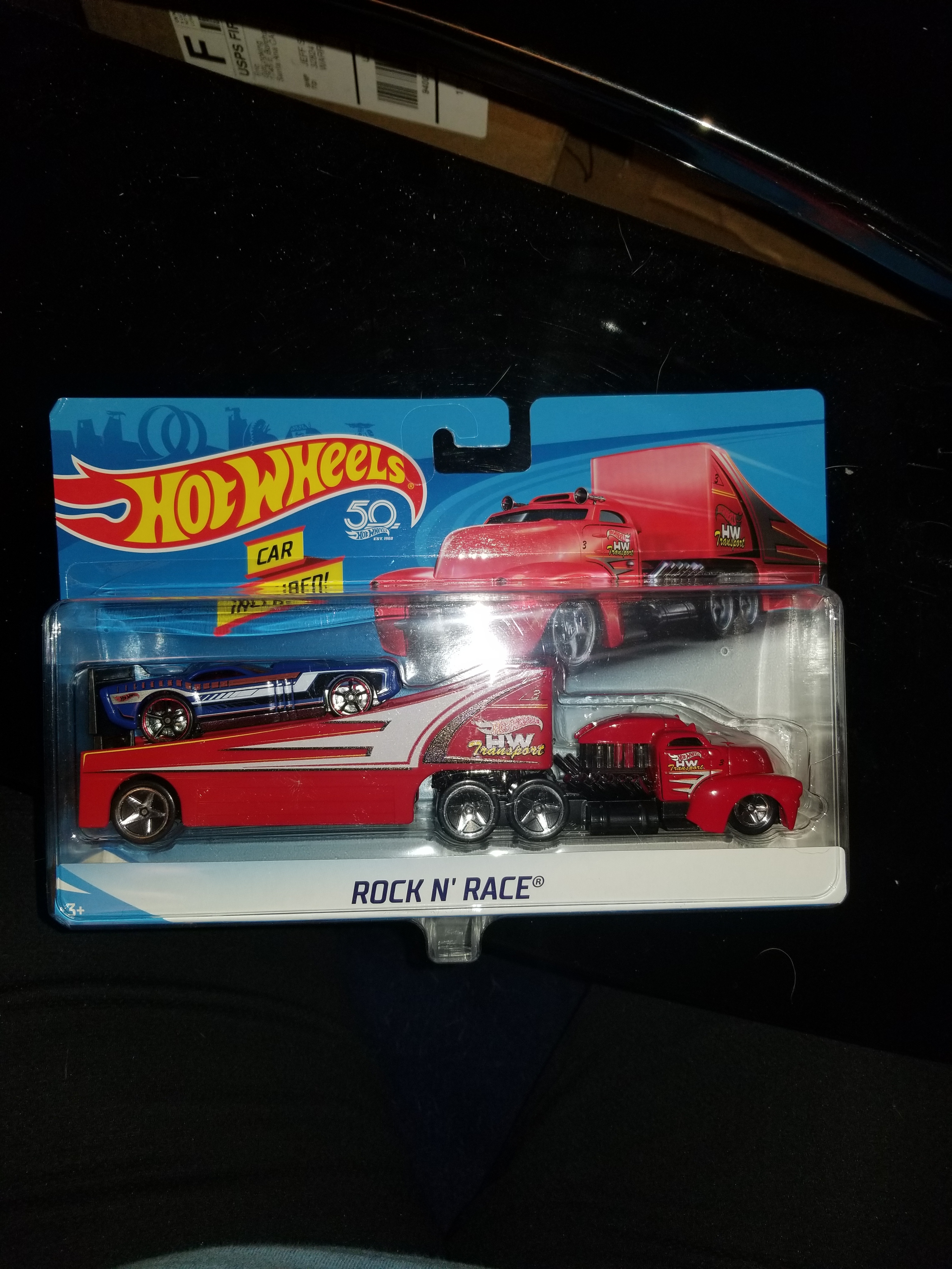 Hot Wheels Car Hauler Rock N' Race | hobbyDB